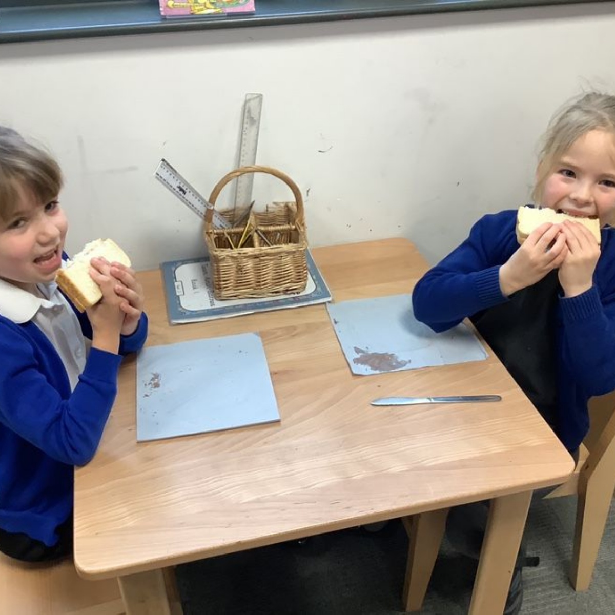 Ramsgate Arts Primary School - Teach me how to make a sandwich!